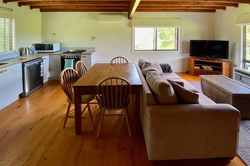 The Knoll, Moruya accommodation – self contained country house ...